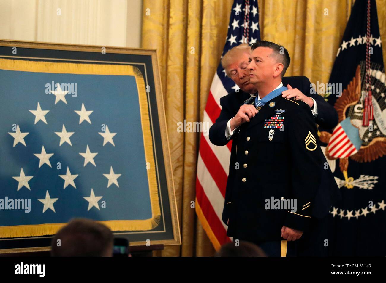 President Donald Trump awards Army Staff Sgt. David Bellavia the Medal ...