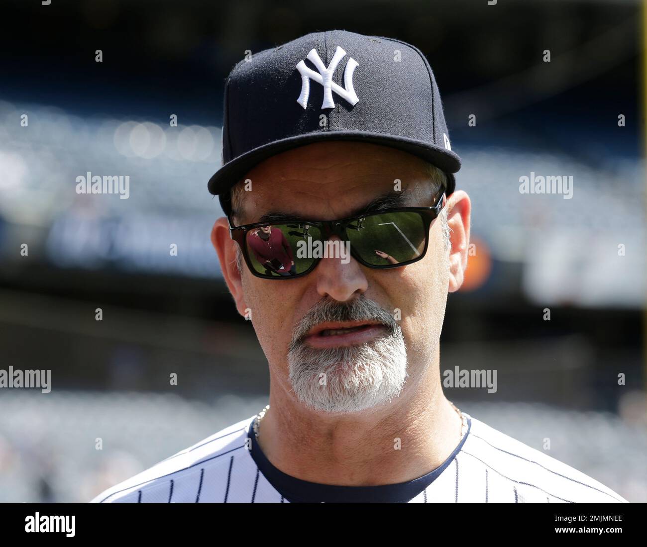 Former New York Yankee Graeme Lloyd talks to reporters during Old Timer ...