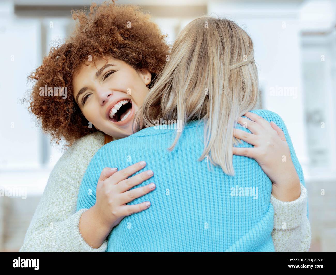 Cheerful young ladies hi-res stock photography and images - Alamy
