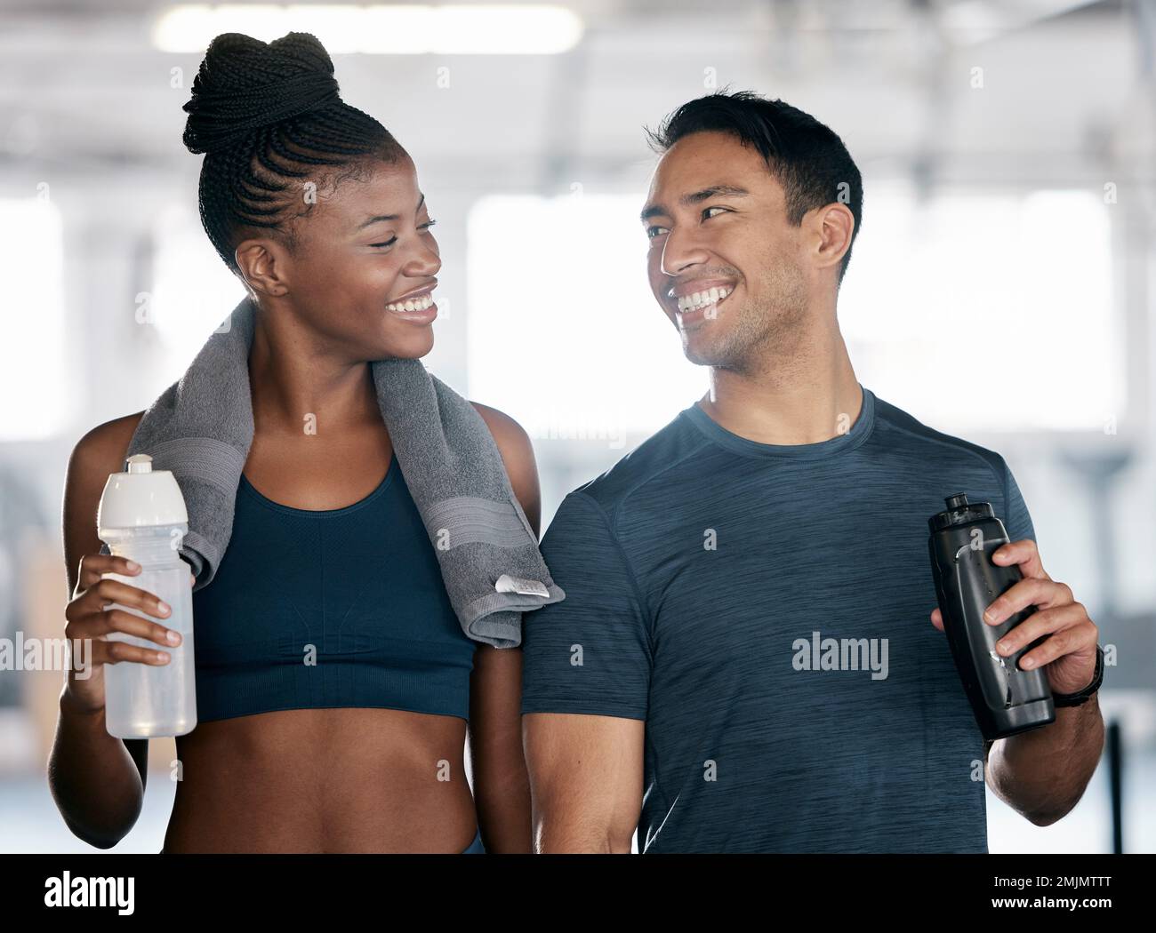 Drinking athletes hi-res stock photography and images - Alamy