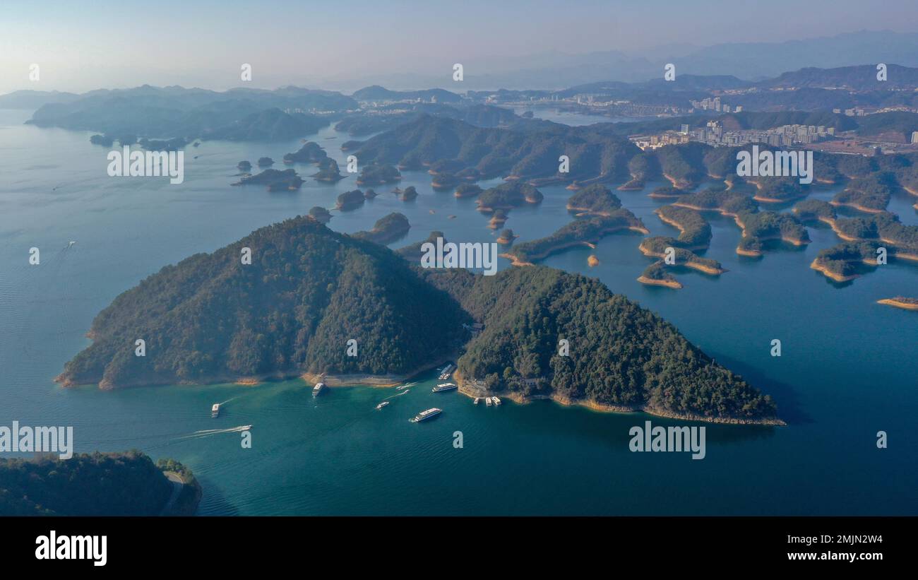 Aerial photo shows people visiting the Qiandao Lake by ship in Chun'an ...