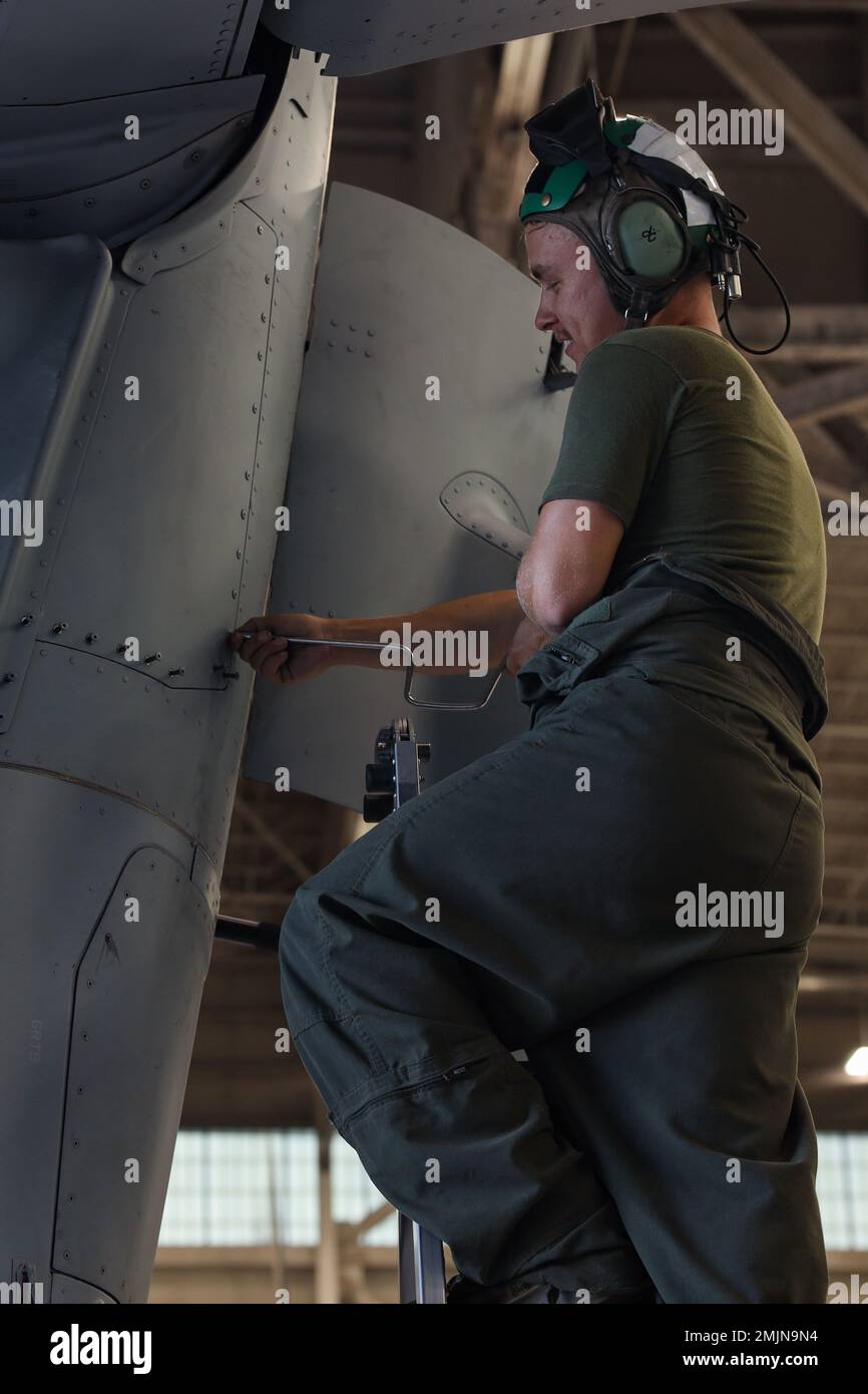 U.S. Marine Corps Sgt. Dallas Bargas, MV-22B Osprey technician, Marine ...