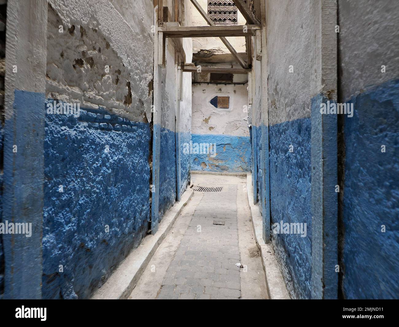 Small street in Fez Fes Blue and white medina (old town). Morocco Stock ...