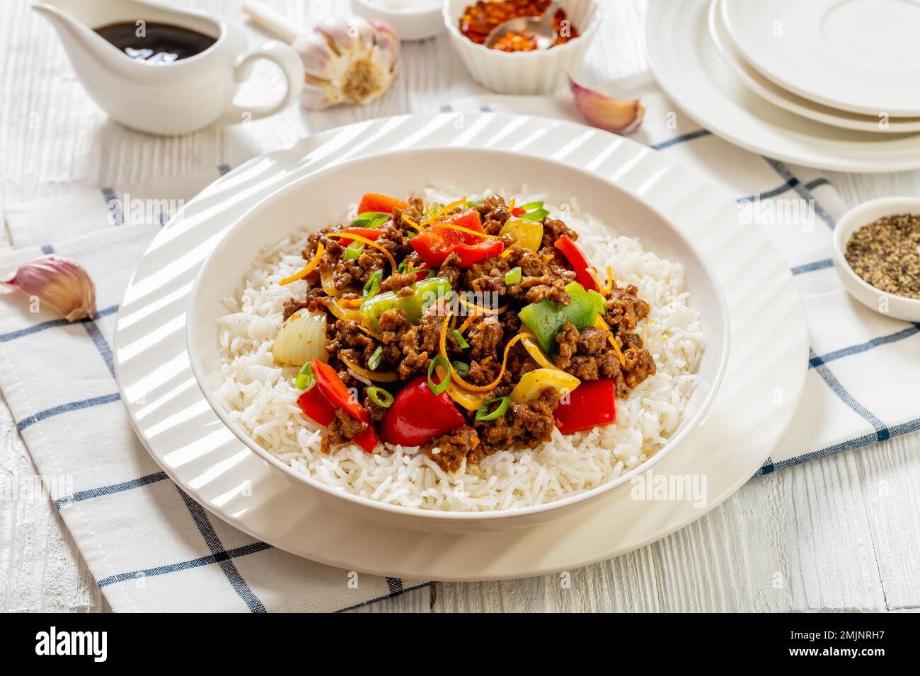 crispy ground beef with stir-fried veggies and a sticky-sweet orange ...