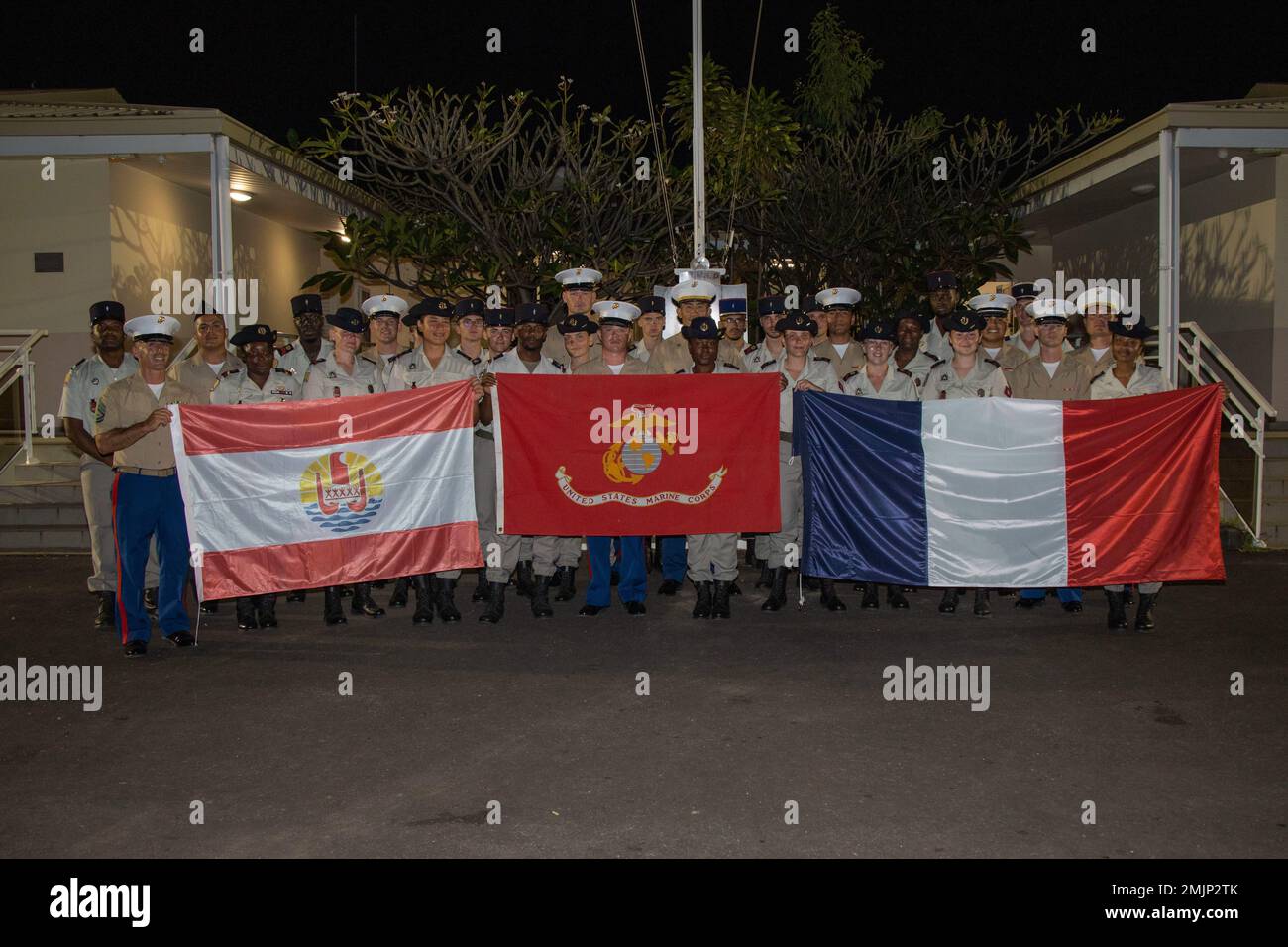 U S Marines With Headquarters And Service And Battalion U S Marine