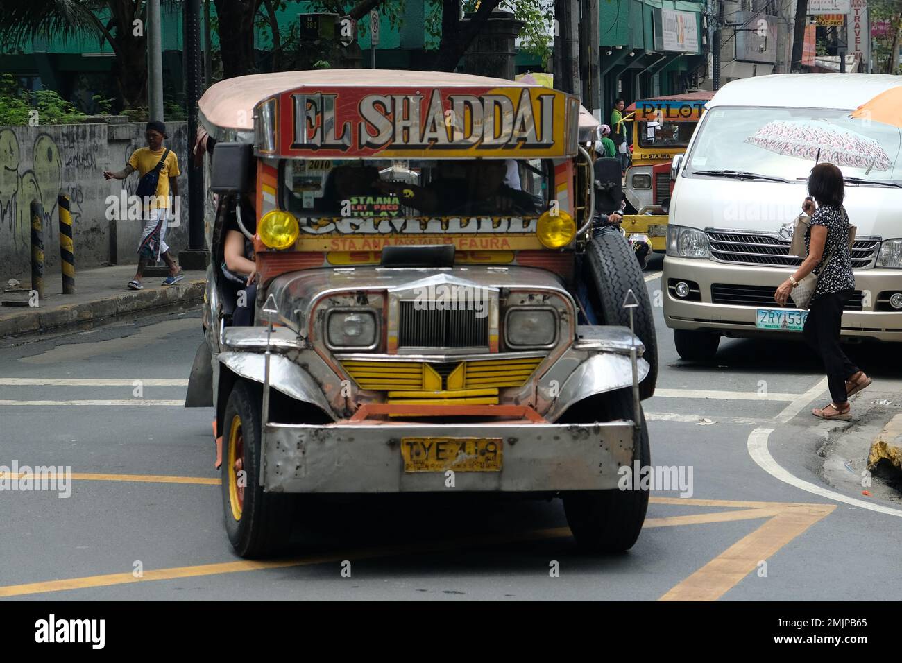Philippines Manila - Colorful old Jeepney Stock Photo - Alamy