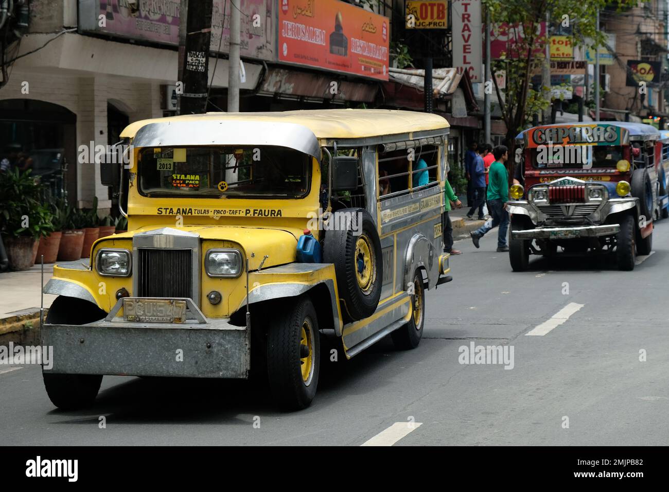 Philippines Manila - Colorful old Jeepney Stock Photo - Alamy
