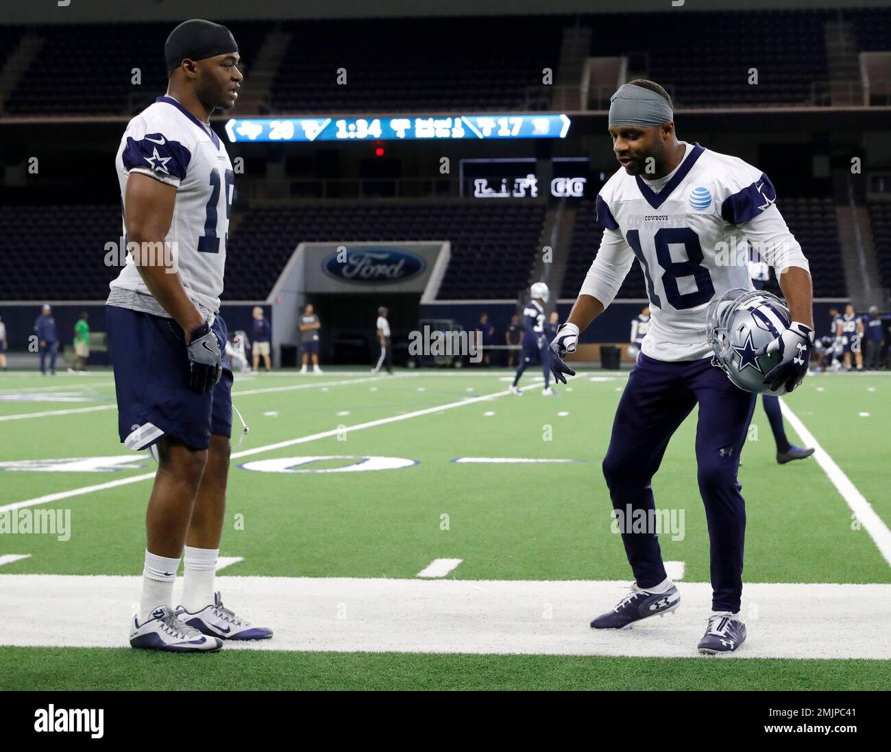 Dallas Cowboys wide receiver Amari Cooper (19) and wide receiver ...