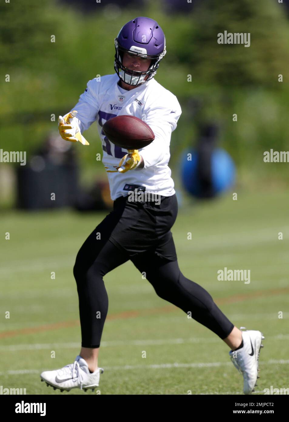 Minnesota Vikings tight end Kyle Rudolph makes a catch during drills at ...