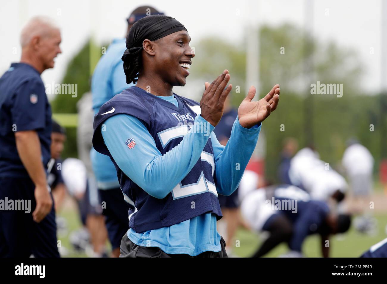Tennessee Titans cornerback Adoree' Jackson warms up during an ...