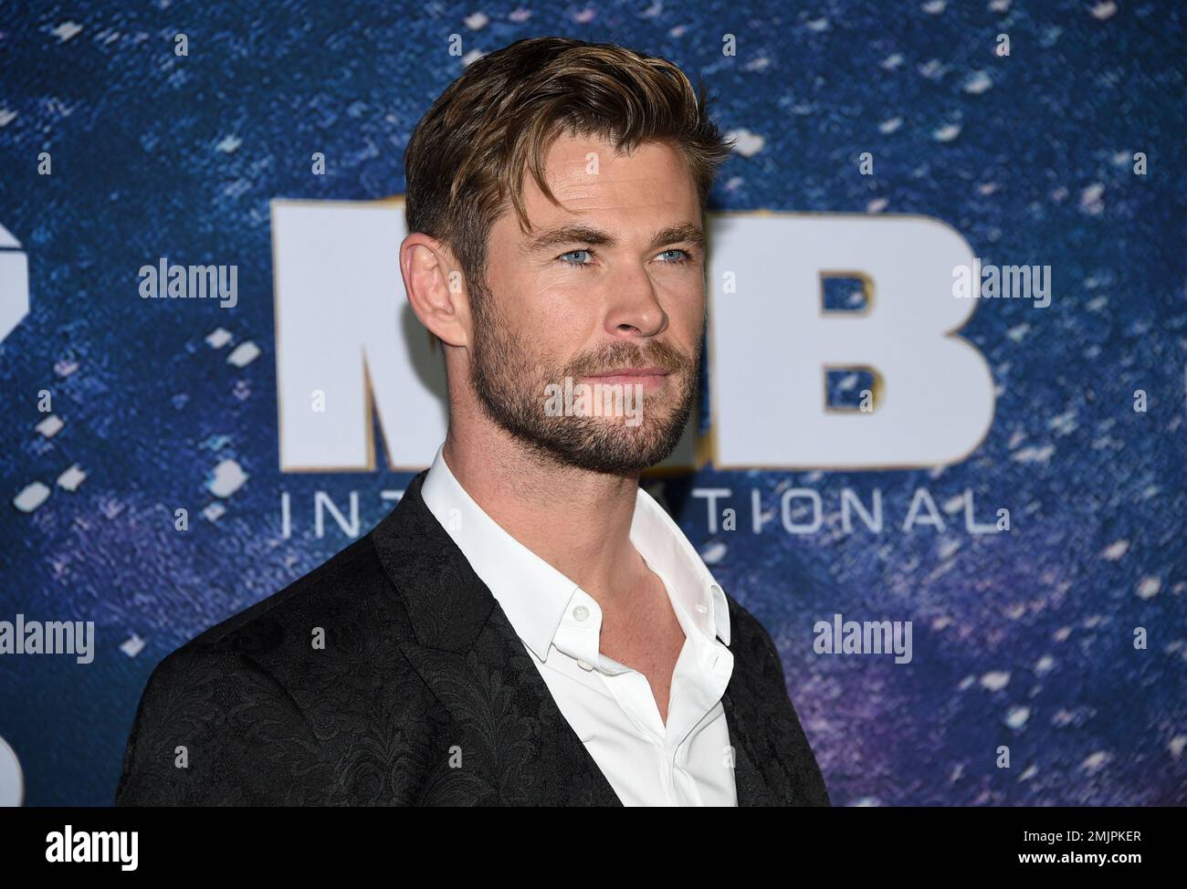 Actor Chris Hemsworth attends the world premiere of "Men in Black ...