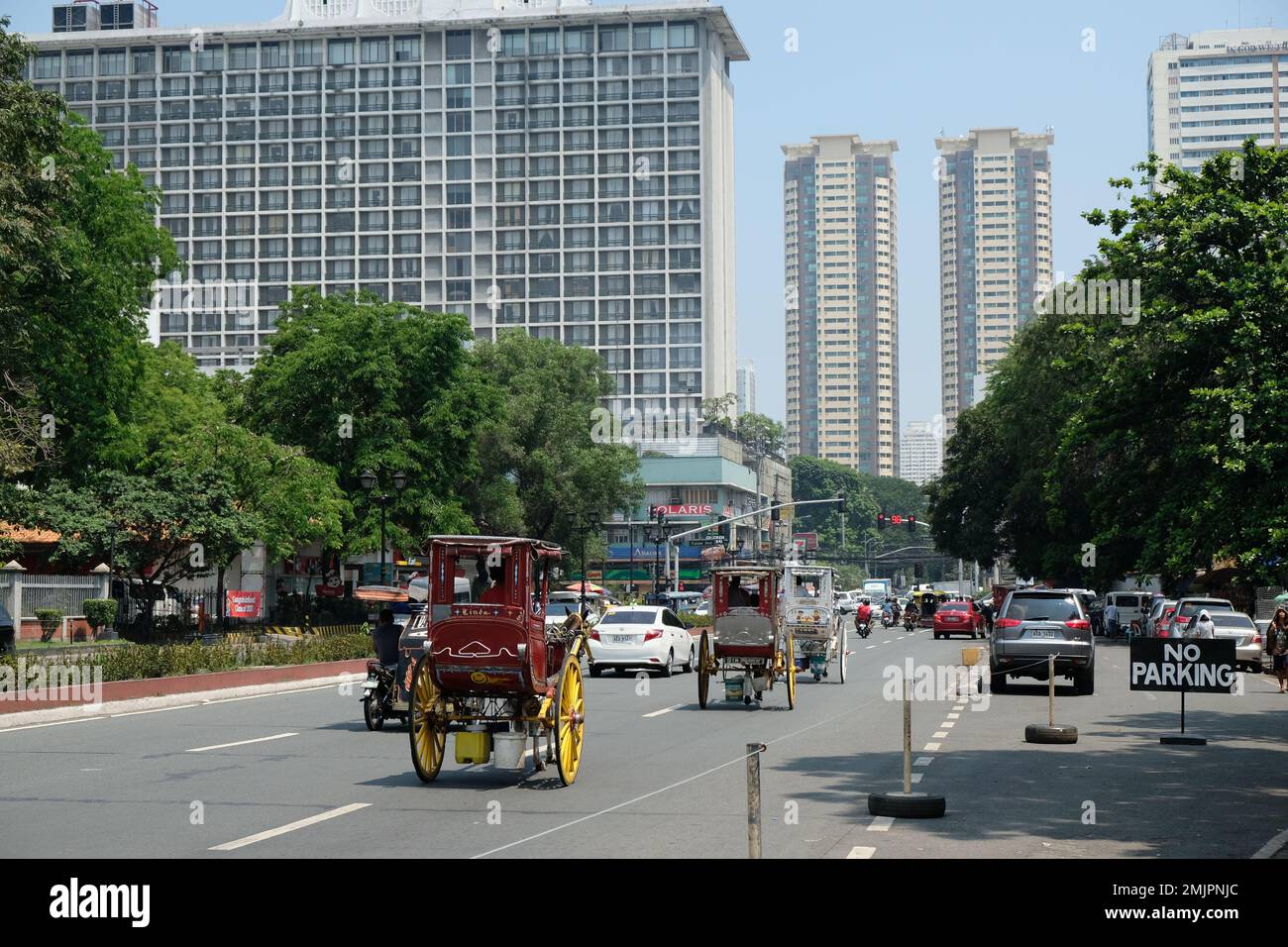 Philippines Manila - Manila Baywalk - Manila Promenade horse-drawn ...