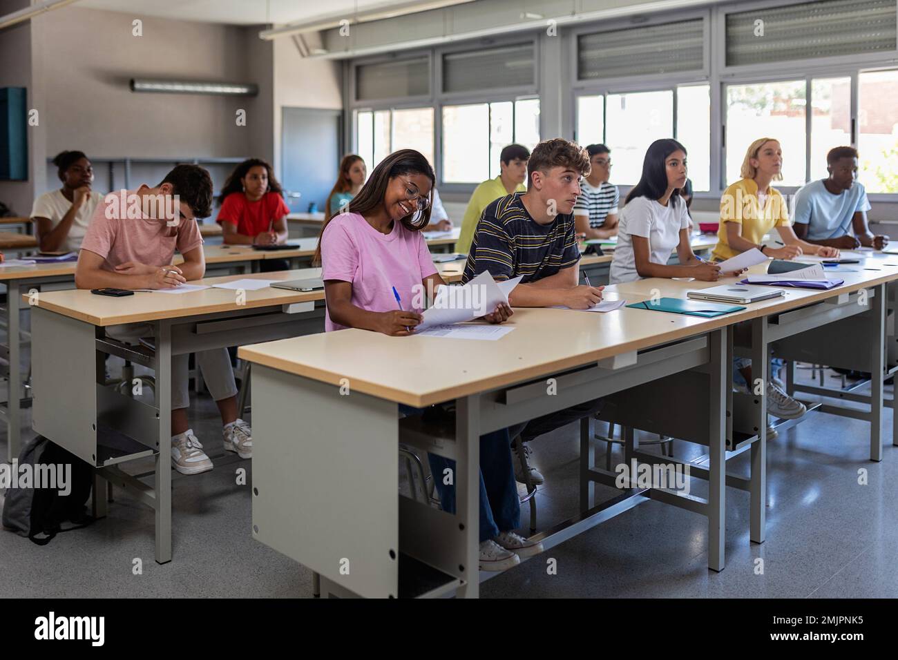 American high school classroom hi-res stock photography and images - Alamy