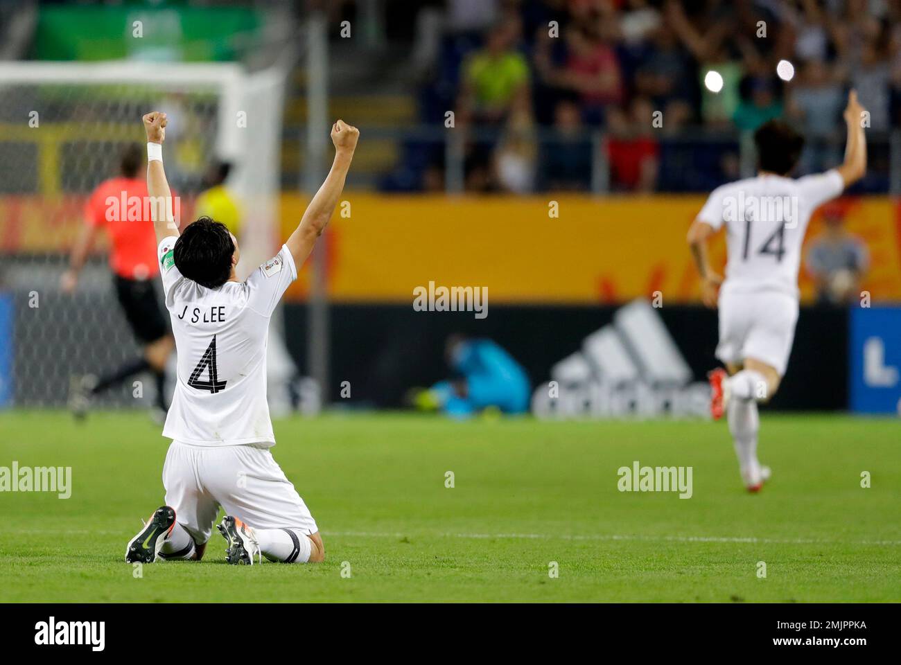 South Korea's Lee Jisol reacts during the semi final match between ...