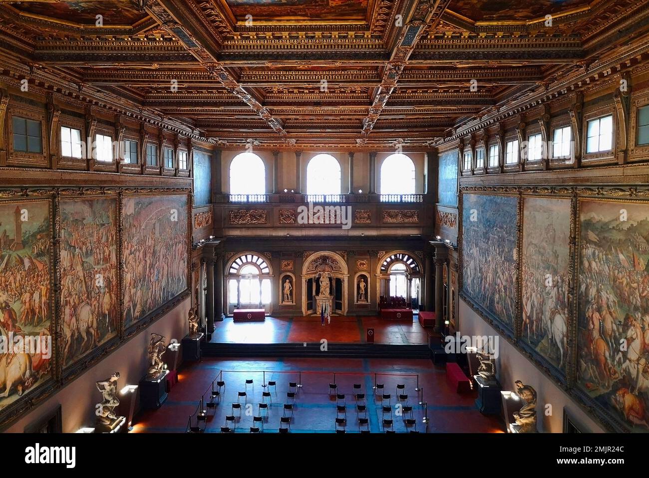 Vecchia sala hi-res stock photography and images - Alamy