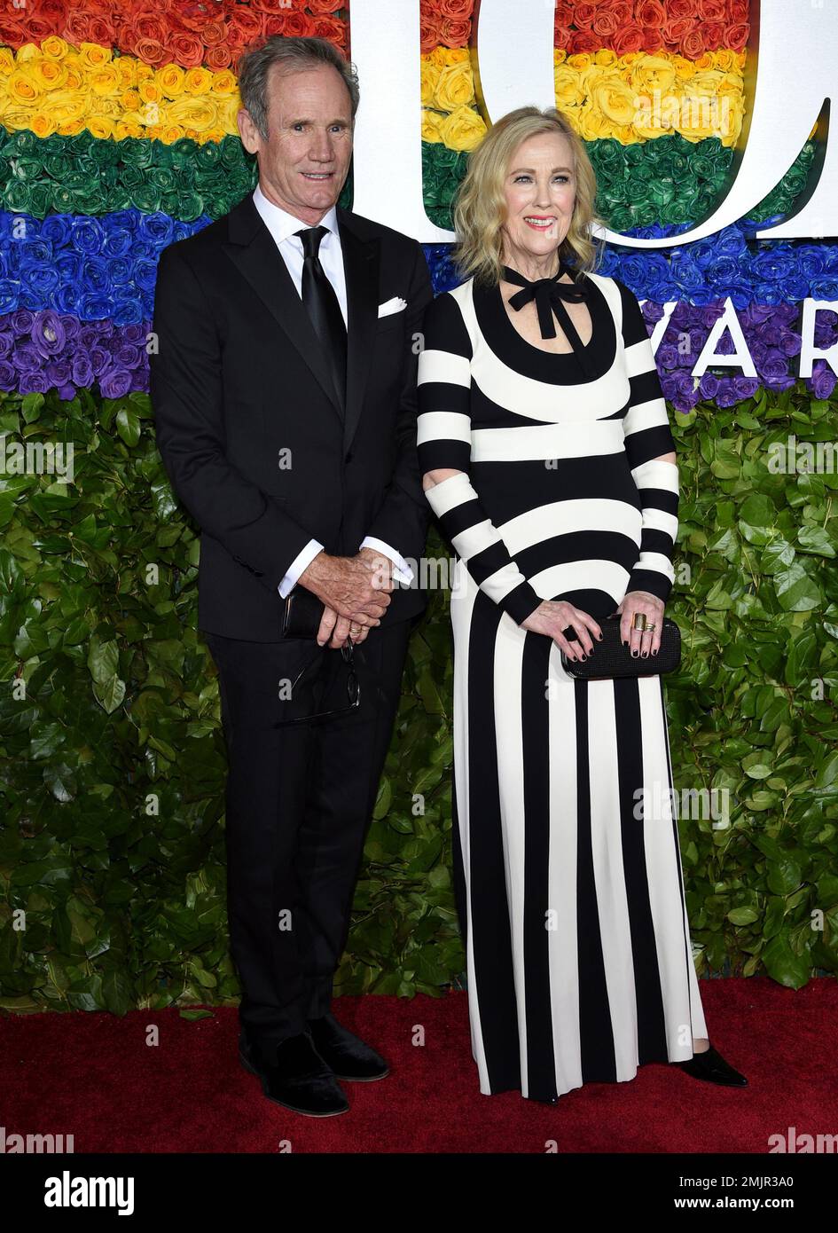 Bo Welch, left, and Catherine O'Hara arrives at the 73rd annual Tony ...