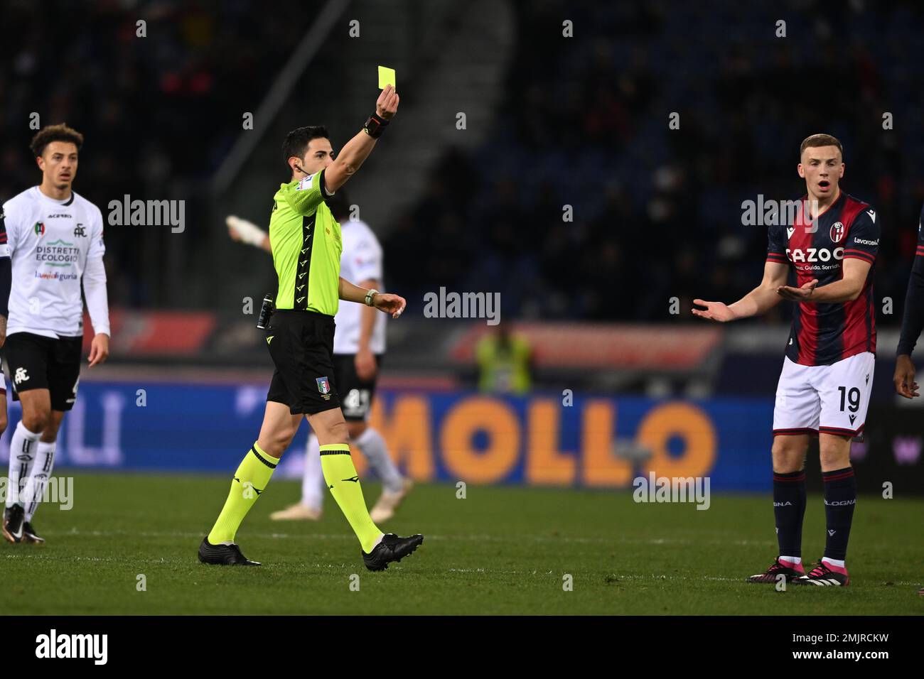 Referee lewis hi-res stock photography and images - Alamy