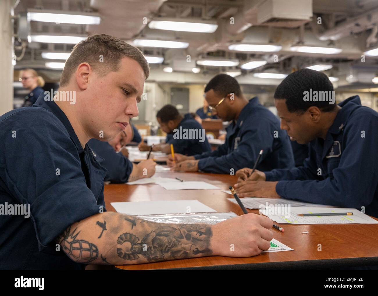 220901-N-OM737-1018 ATLANTIC OCEAN (September 1, 2022) Wasp-class ...