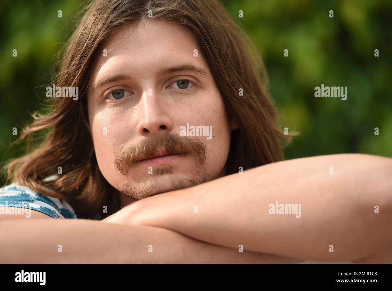 British singer/songwriter Joe Janiak, a guest contributor to the late ...