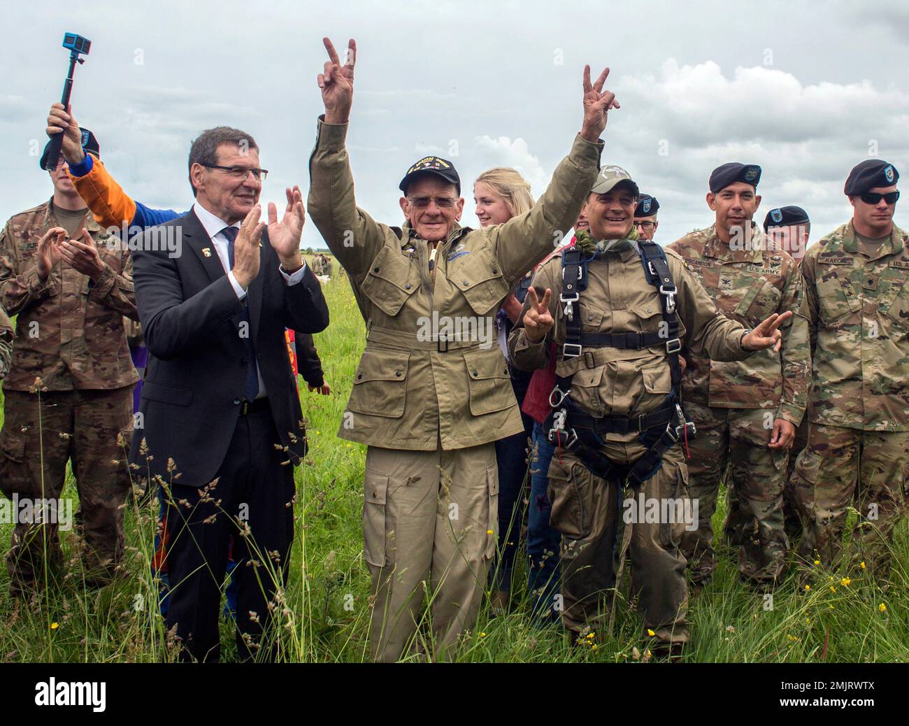 U.S. World War II D-Day veteran Tom Rice, from Coronado, CA, after ...