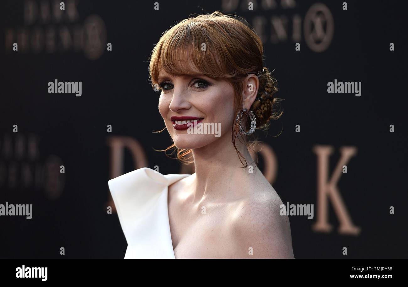 Cast member Jessica Chastain arrives at the Los Angeles premiere of ...