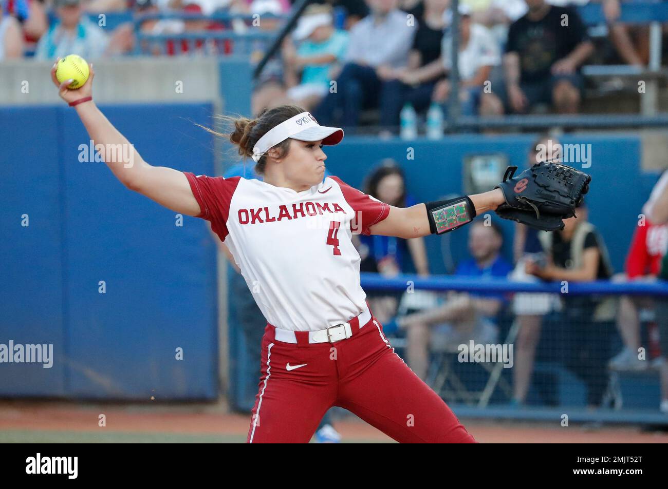 Oklahoma's Shannon Saile pitches against UCLA in the sixth inning of ...