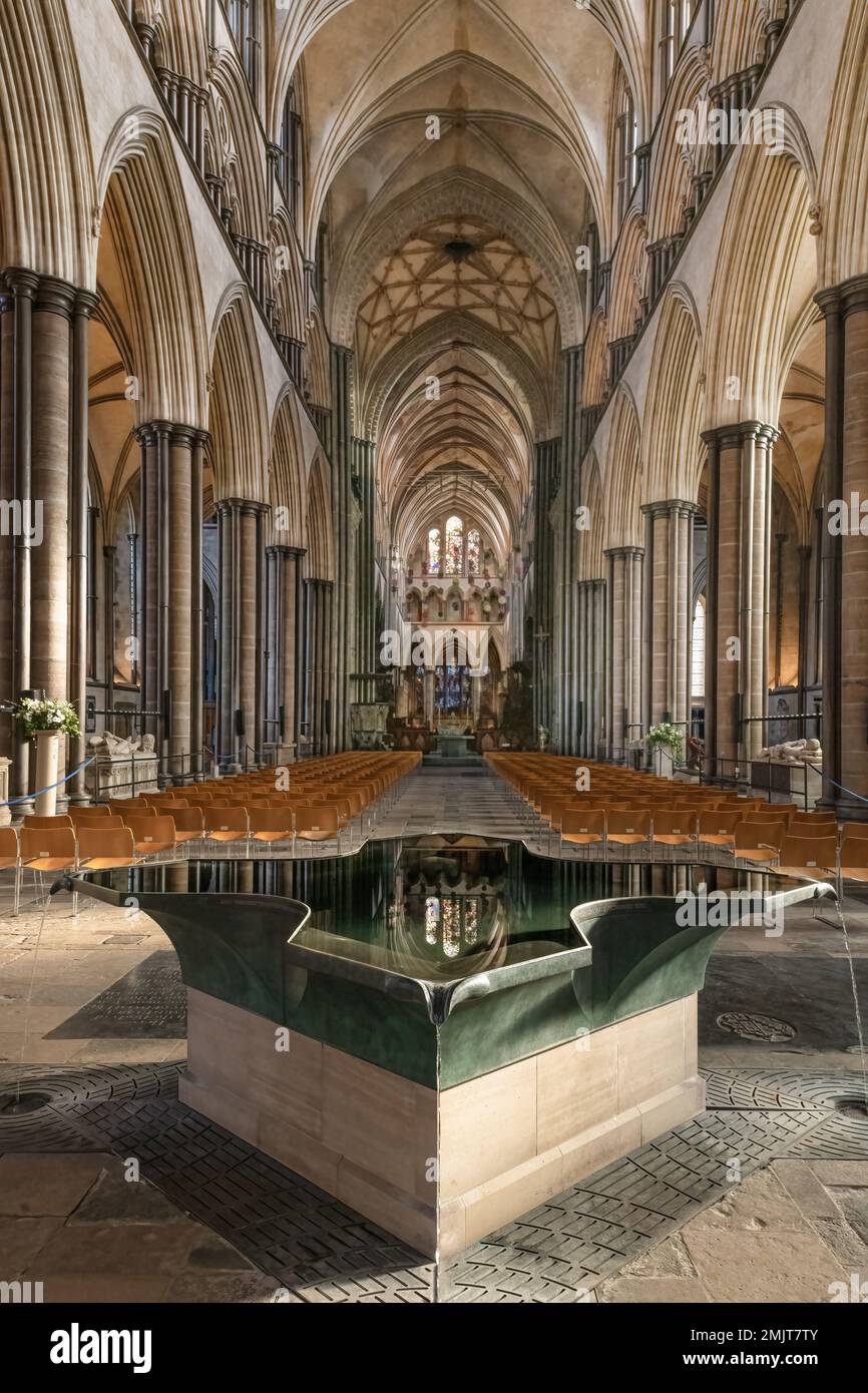 Internal Views of Salisbury Cathedral Stock Photo - Alamy