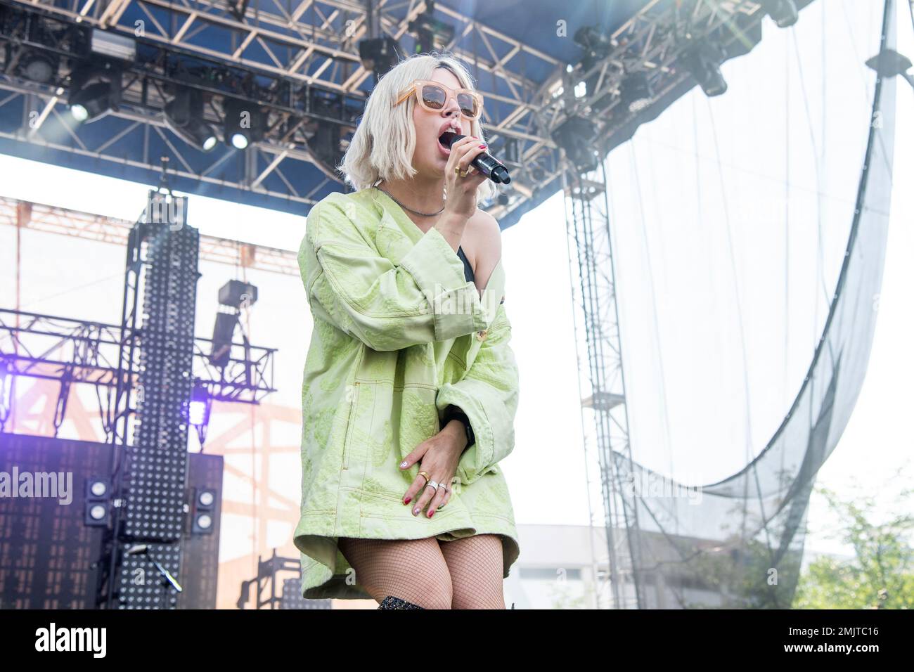 Shpresa Lleshaj of Flora Cash performs at the Bunbury Music Festival on ...