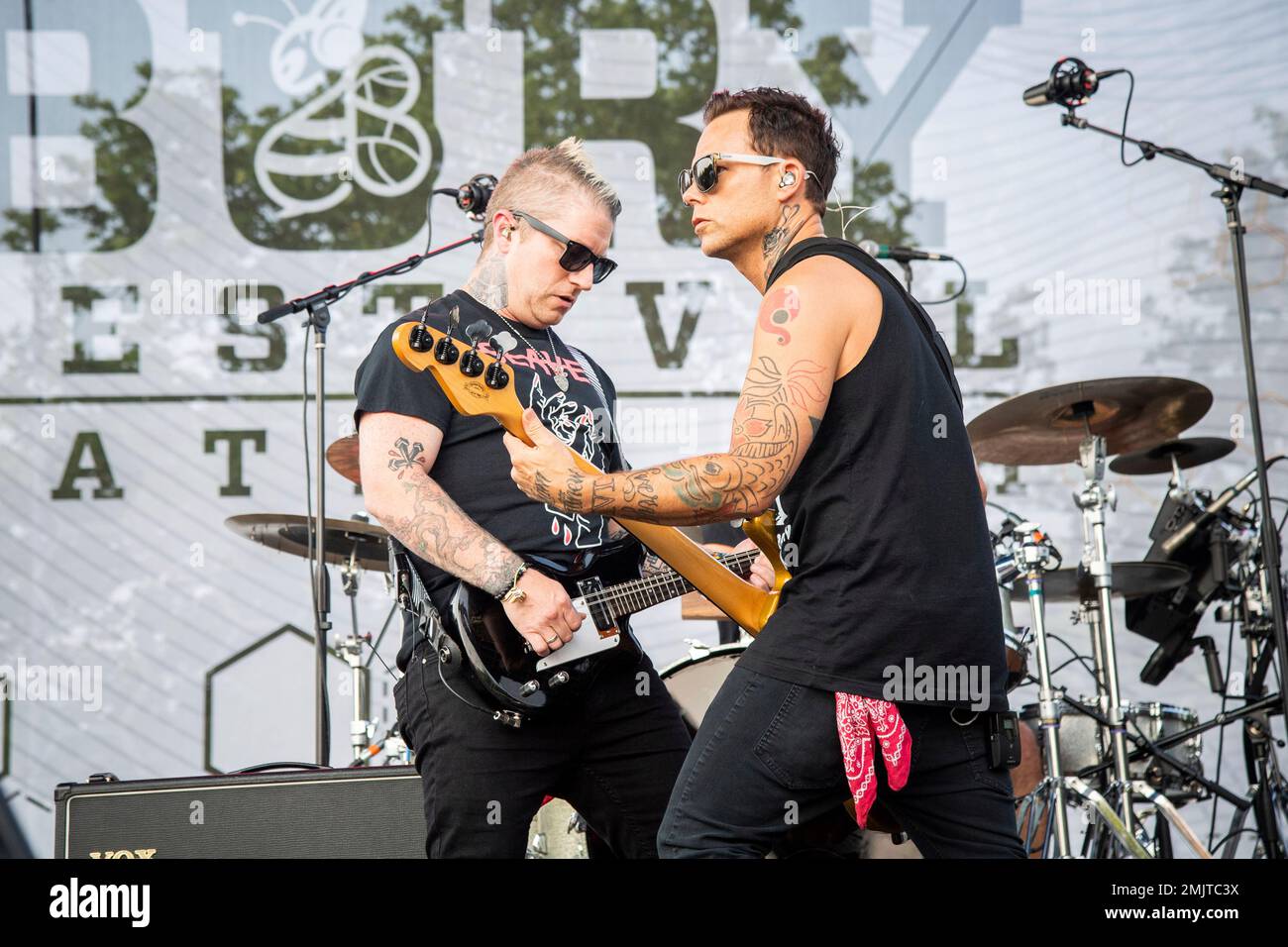 Ryan Delahoussaye, left, and Matt Noveskey of Blue October perform at ...