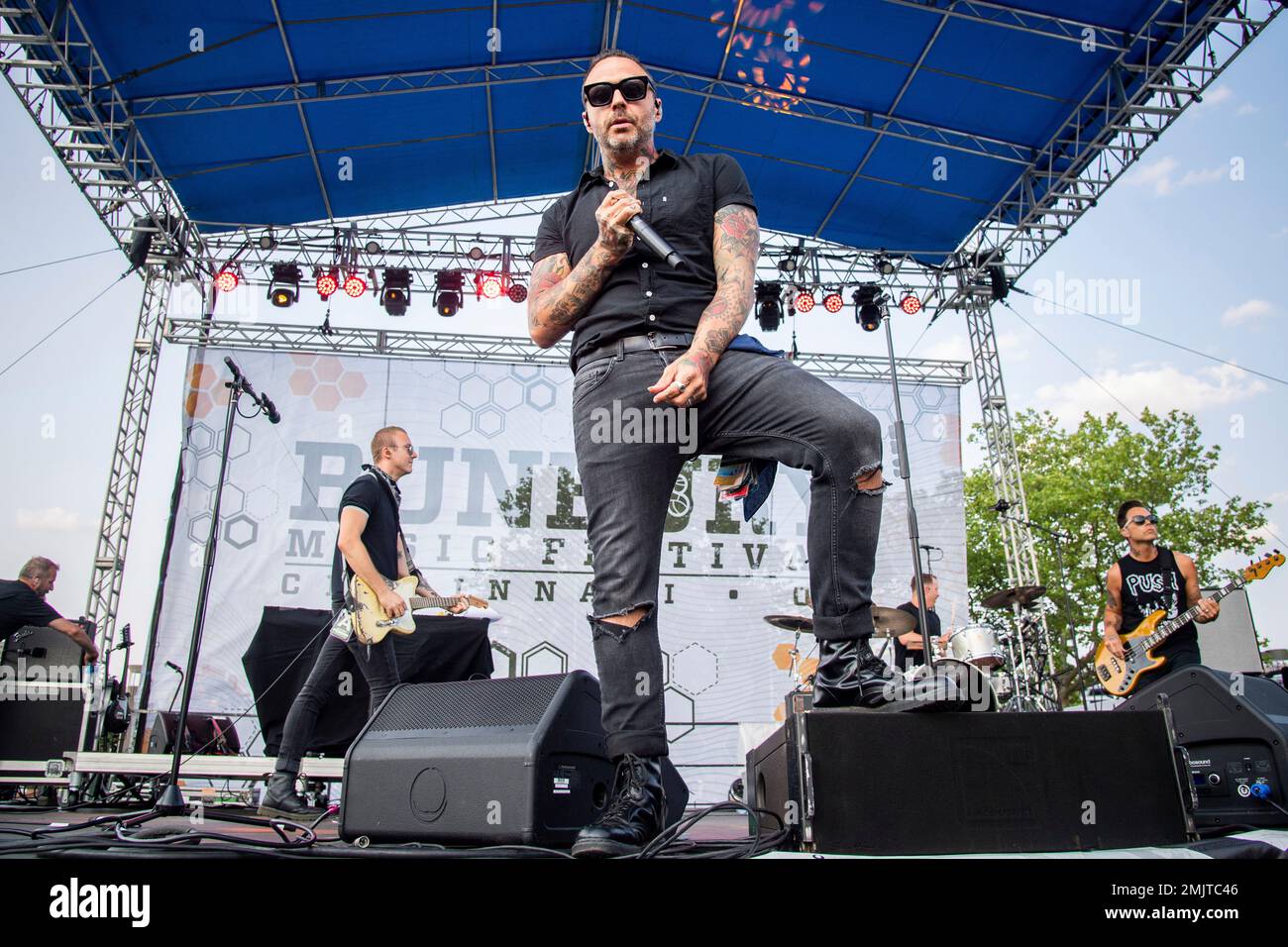 Justin Furstenfeld of Blue October performs at the Bunbury Music ...