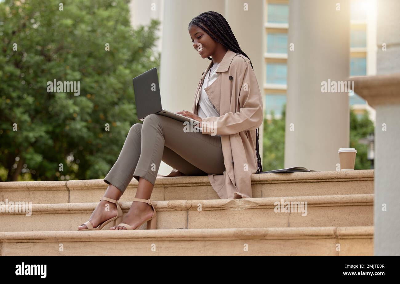 Black woman typing at computer hi-res stock photography and images - Alamy