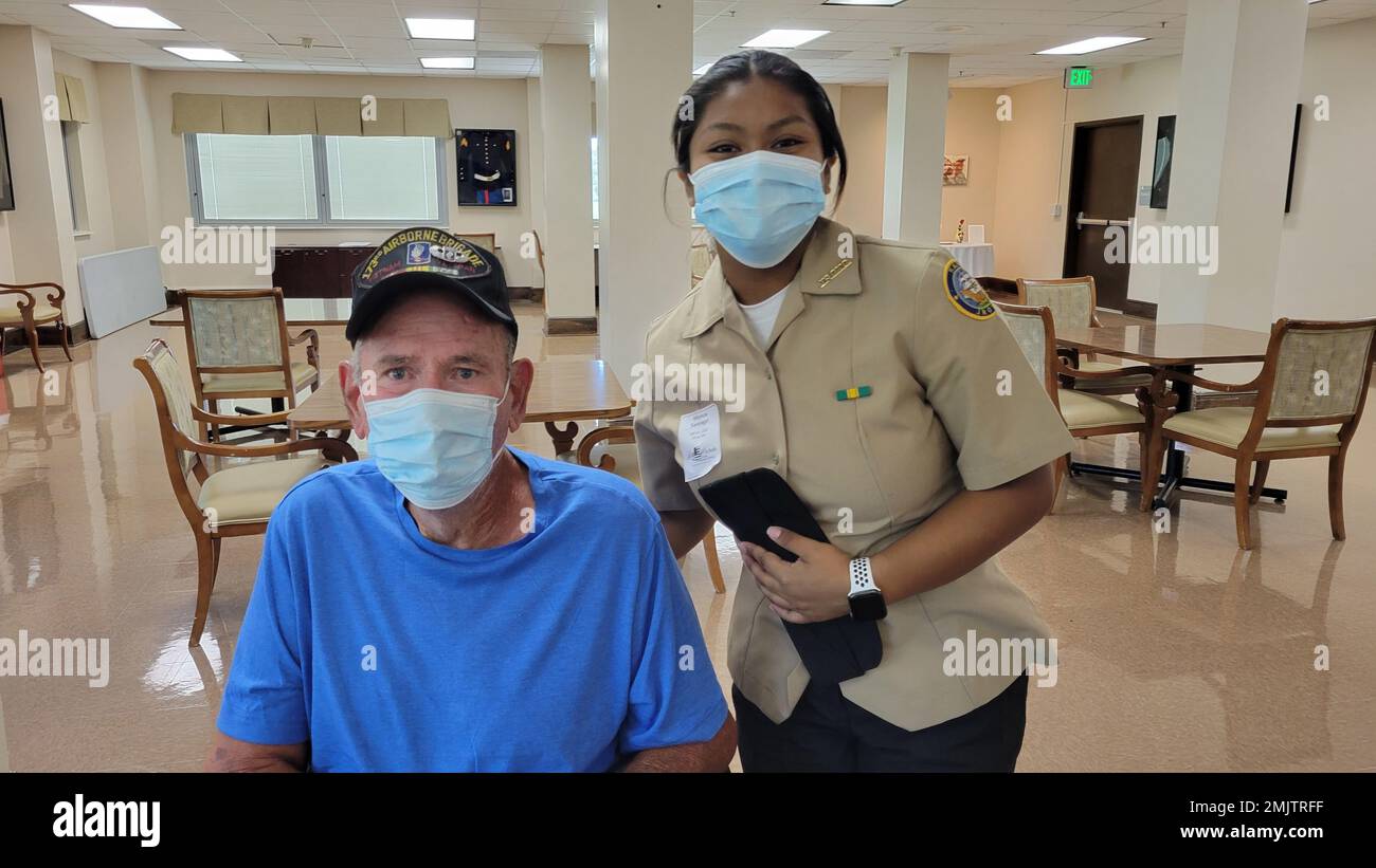 220901-N-LY580-1004 ALEXANDER CITY, Ala. (Sept. 1, 2022) Benjamin ...