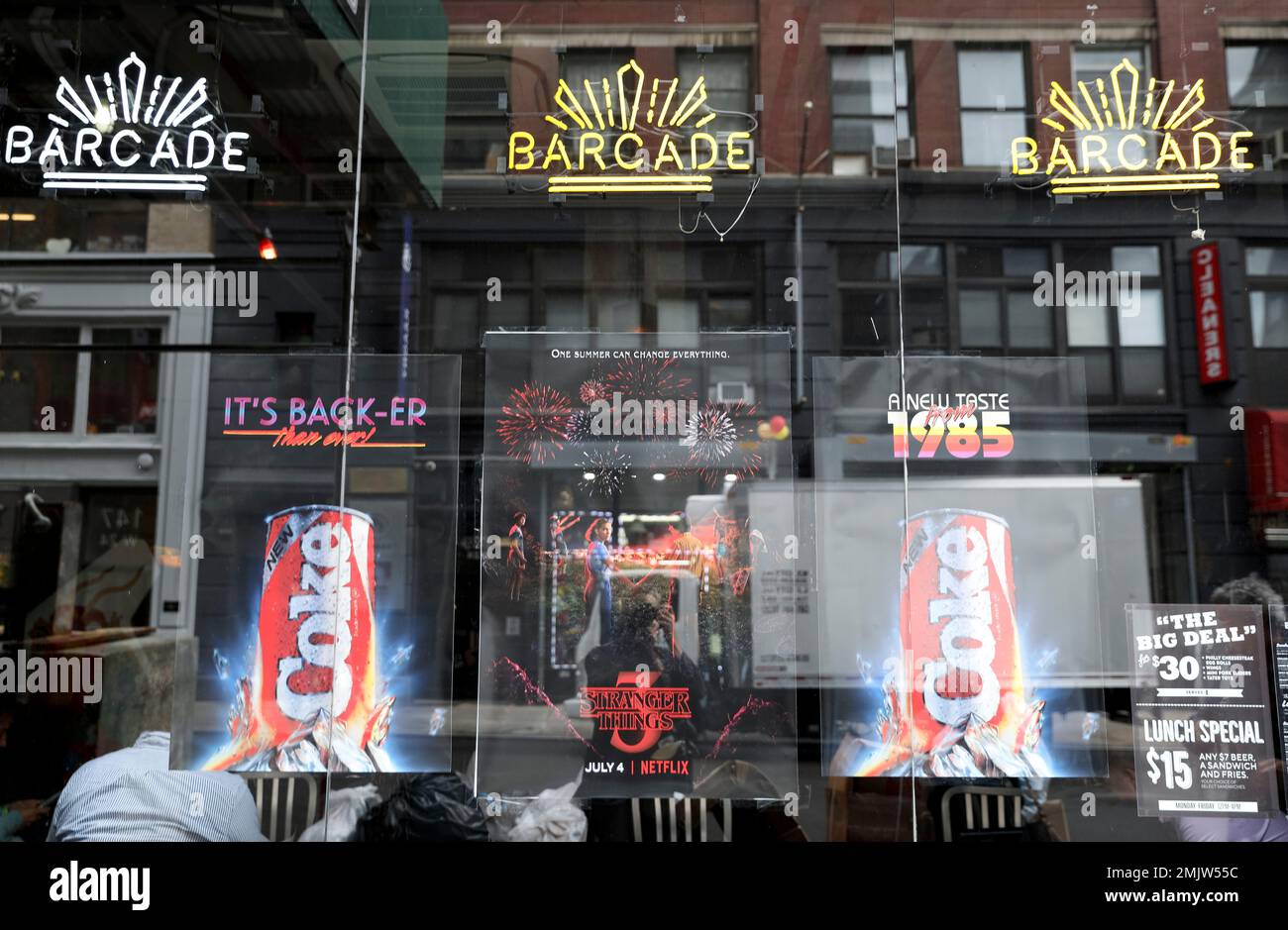 IMAGES DISTRIBUTED FOR COCA-COLA Coca-Cola brings back New Coke in ...