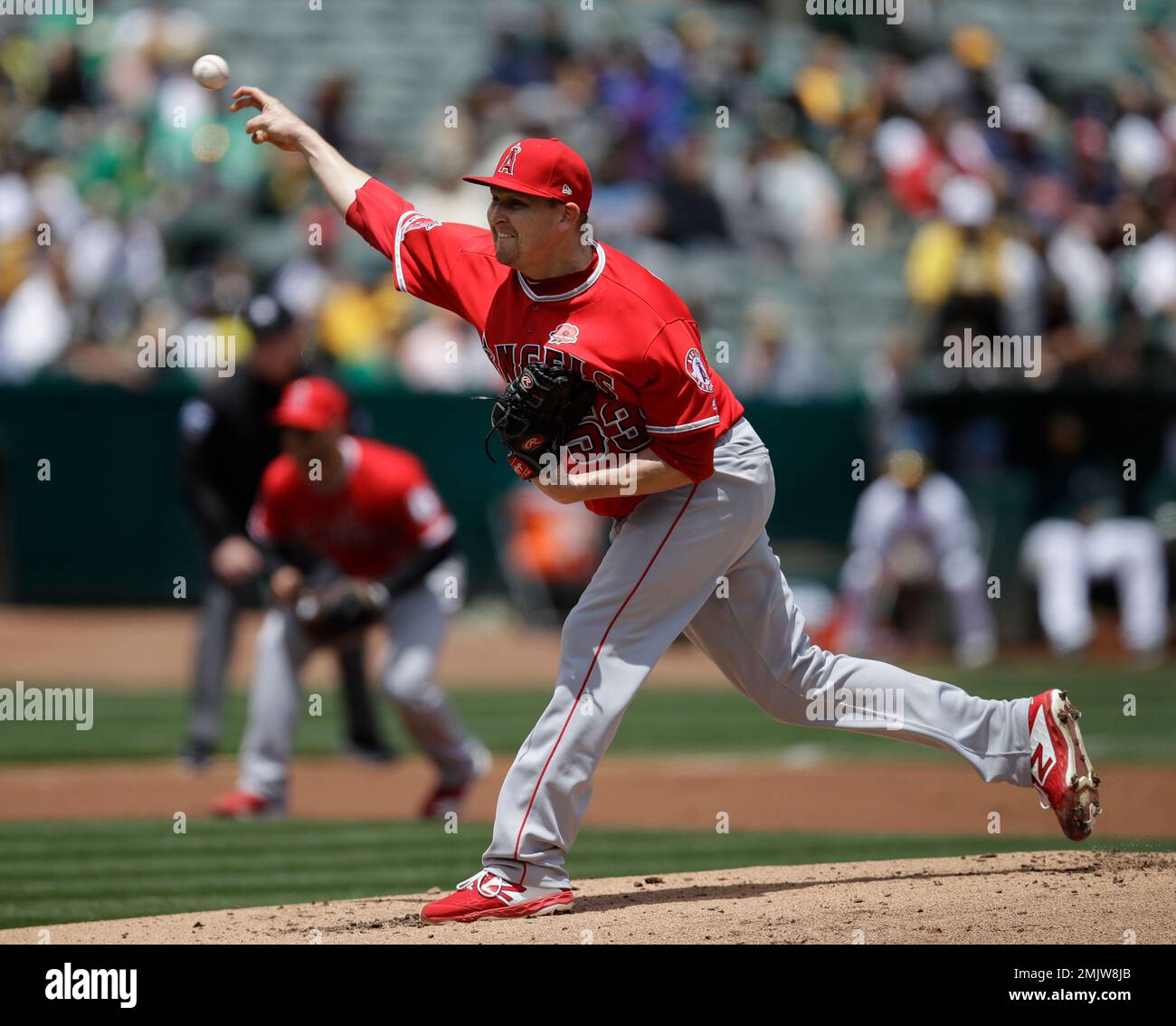 Los Angeles Angels pitcher Trevor Cahill works against the Oakland ...