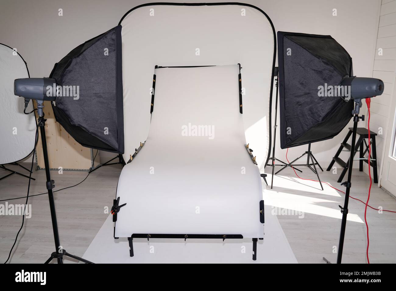 shooting table and studio lighting system professional photography ...