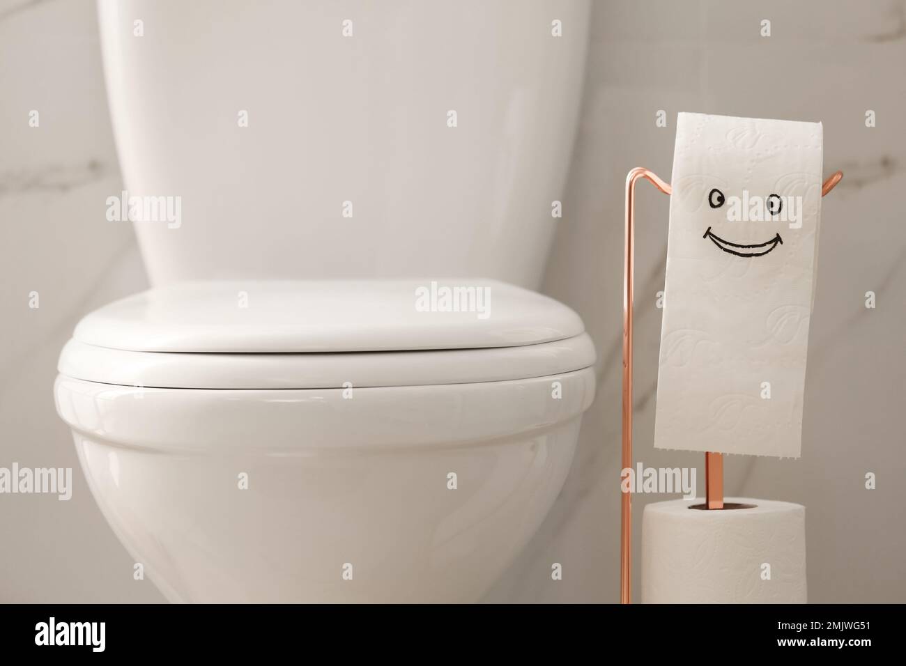 Toilet paper funny face hi-res stock photography and images - Alamy