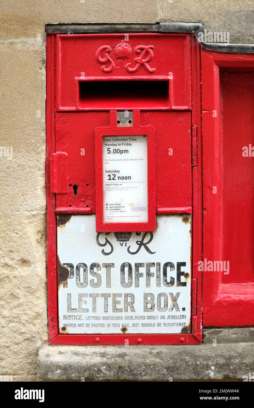Wall post box hi-res stock photography and images - Alamy