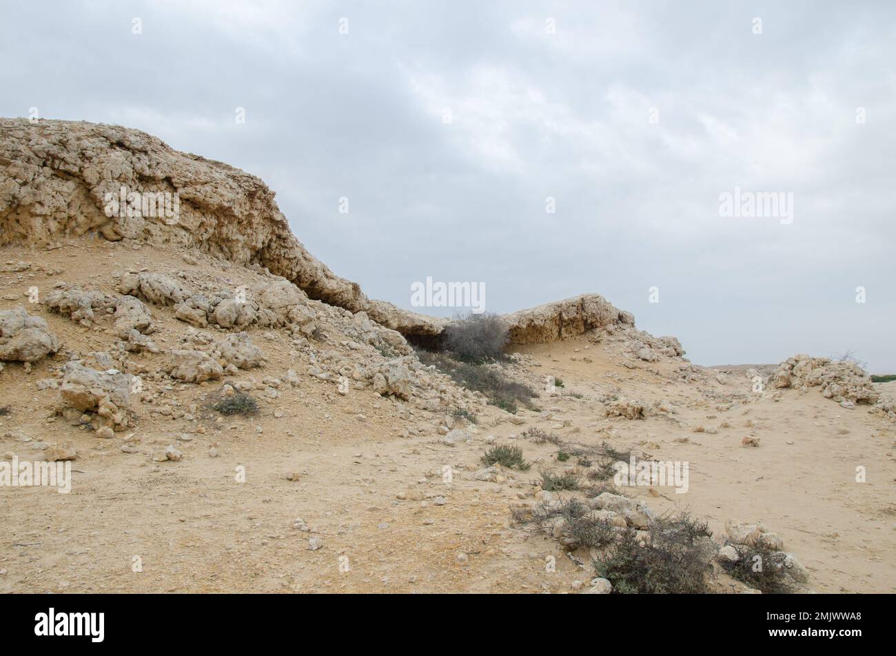 Limestone hillocks at Purple Island at Al Khor in Qatar Stock Photo - Alamy