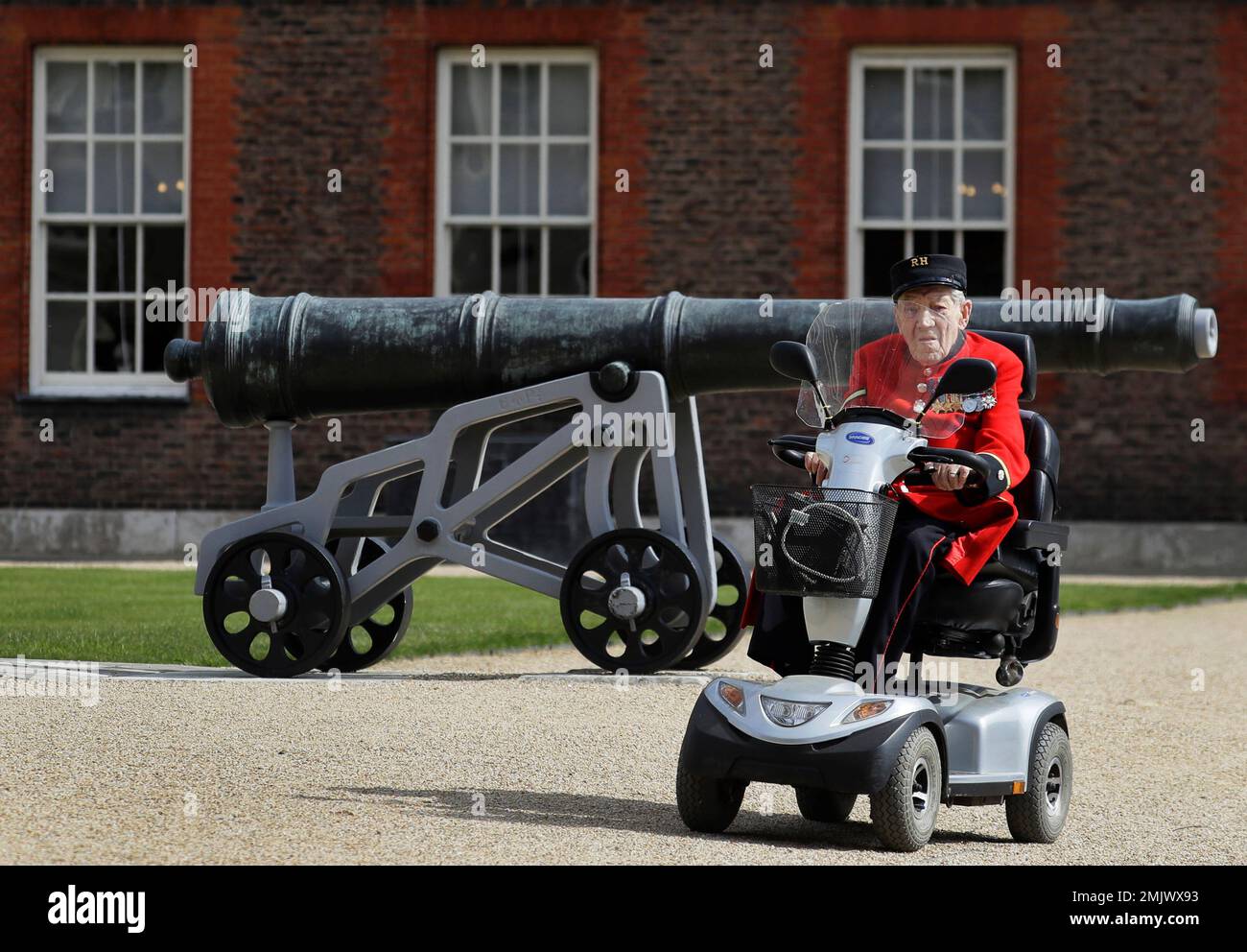 In this May 7, 2019, photo, Chelsea Pensioner and D-Day veteran George ...