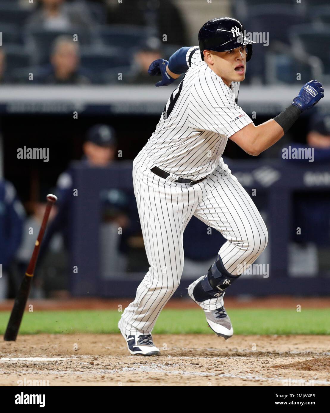 New York Yankees third baseman Gio Urshela runs on two-run single in a ...