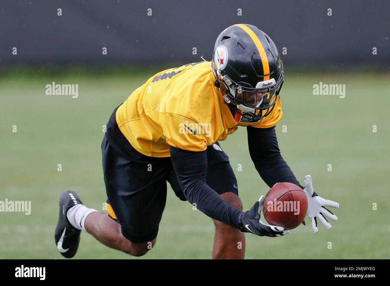 Pittsburgh Steelers cornerback Justin Layne (31) goes through drills ...