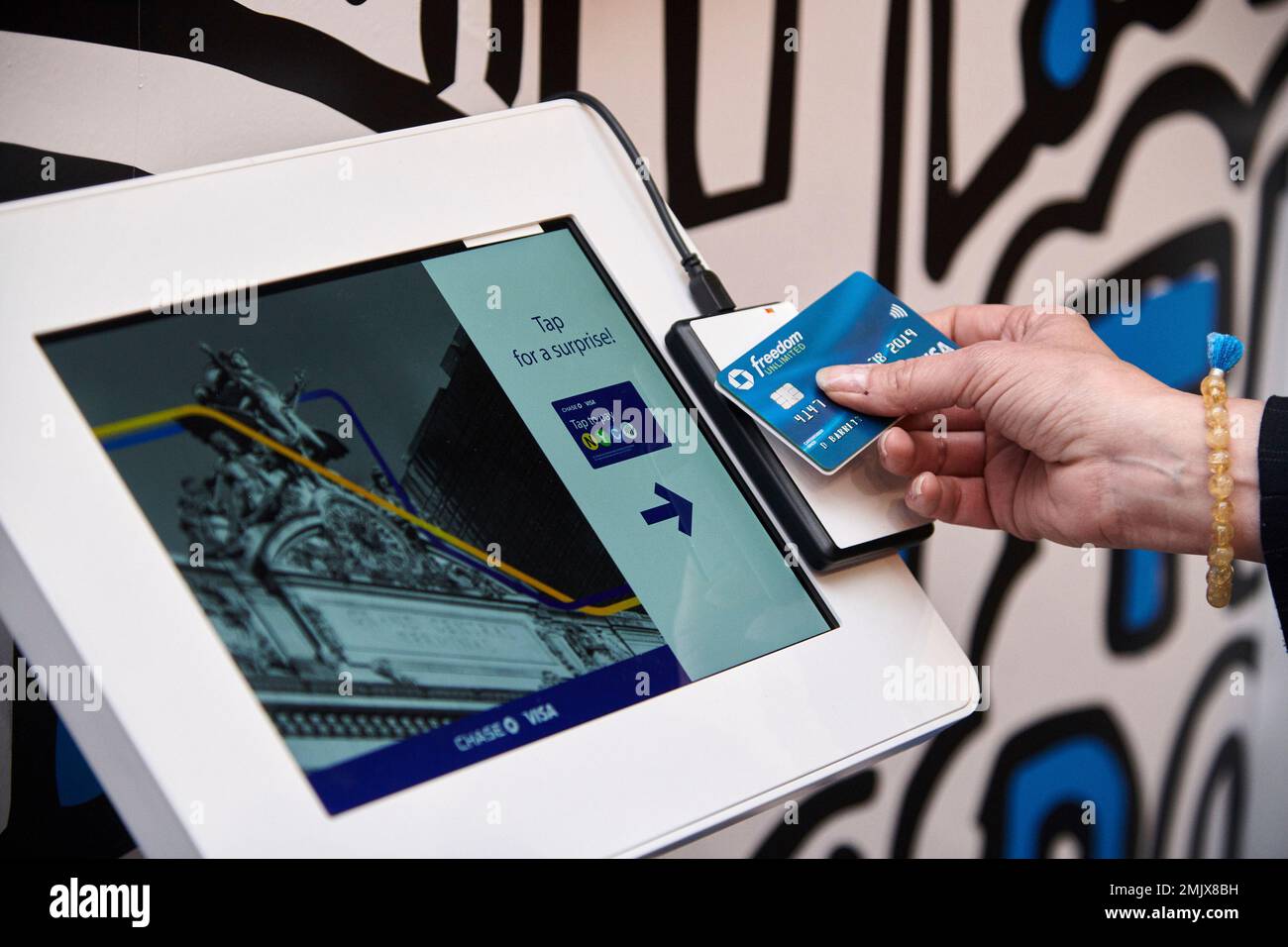 IMAGE DISTRIBUTED FOR VISA - Visa and Chase introduce an easier way to ...