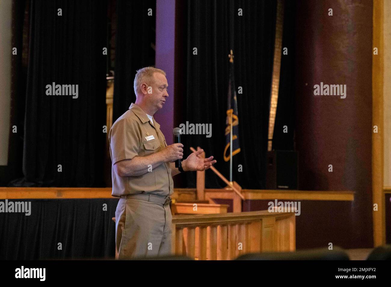 He met naval personnel hi-res stock photography and images - Alamy