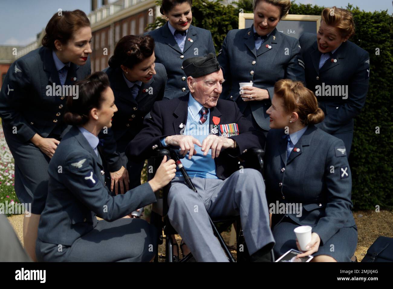 World War II British D-Day veteran Bernard Morgan, aged 95, who was a ...