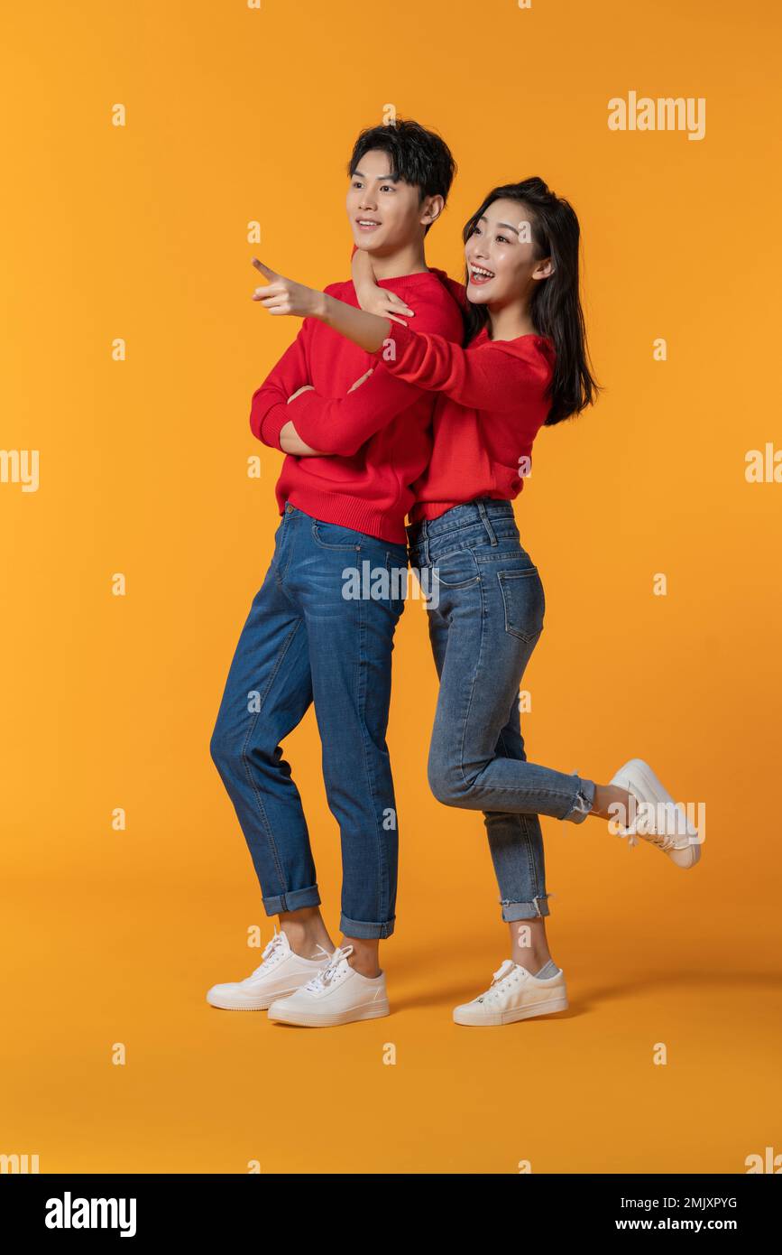 Fingers crossed and couple hi-res stock photography and images - Alamy