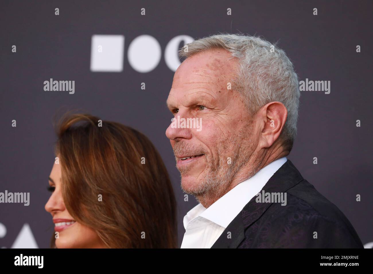 Dana Norris and Steve Tisch attend the 2019 MOCA benefit at the Geffen ...