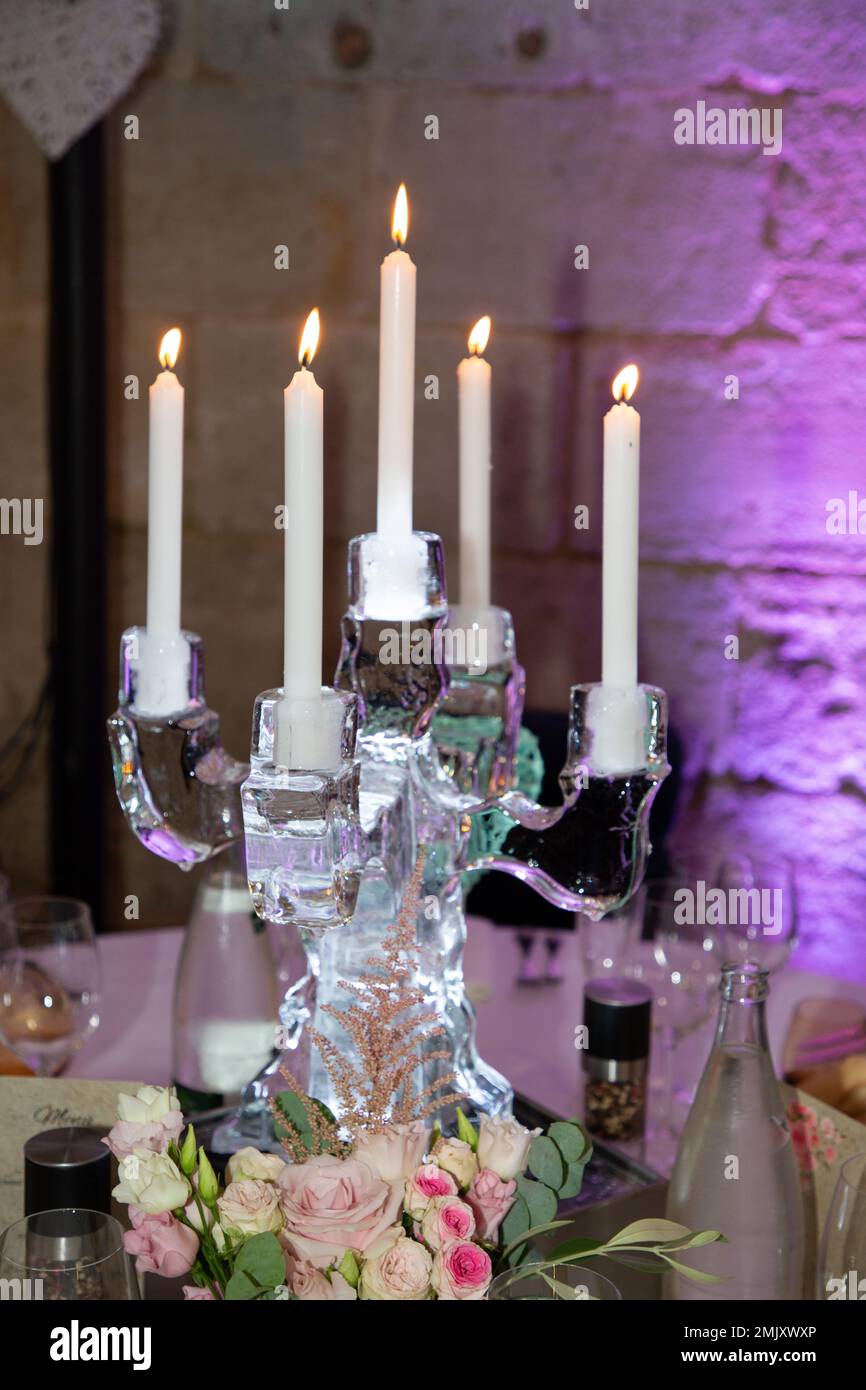 Ice sculpture party decoration hi-res stock photography and images - Alamy