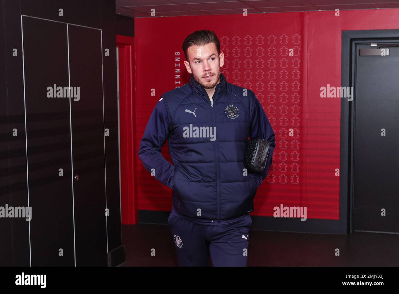 Chris Maxwell #1 of Blackpool arrives at St Mary's Stadium during the ...