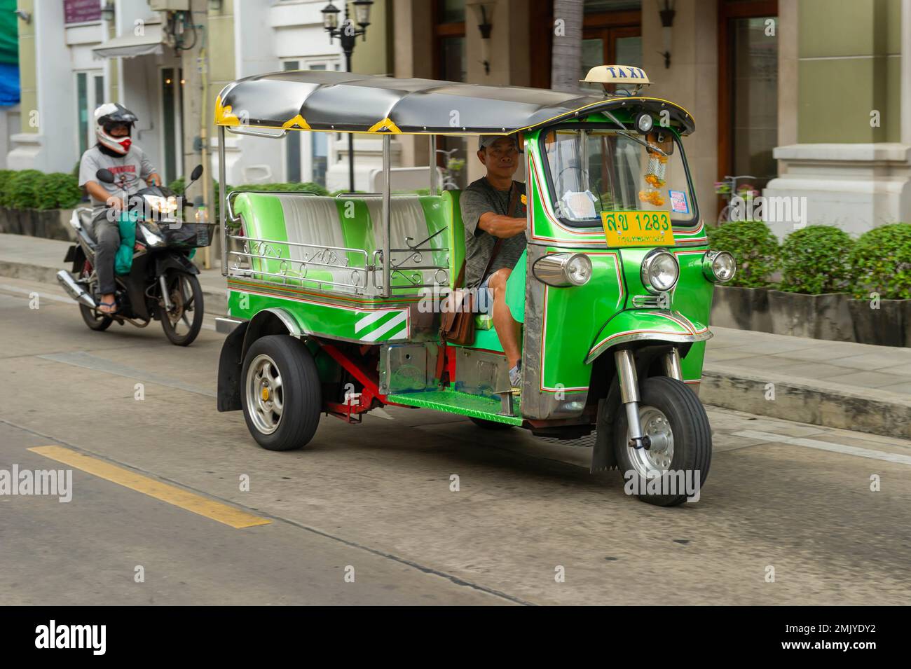 Tuc tuc thailand hi-res stock photography and images - Alamy
