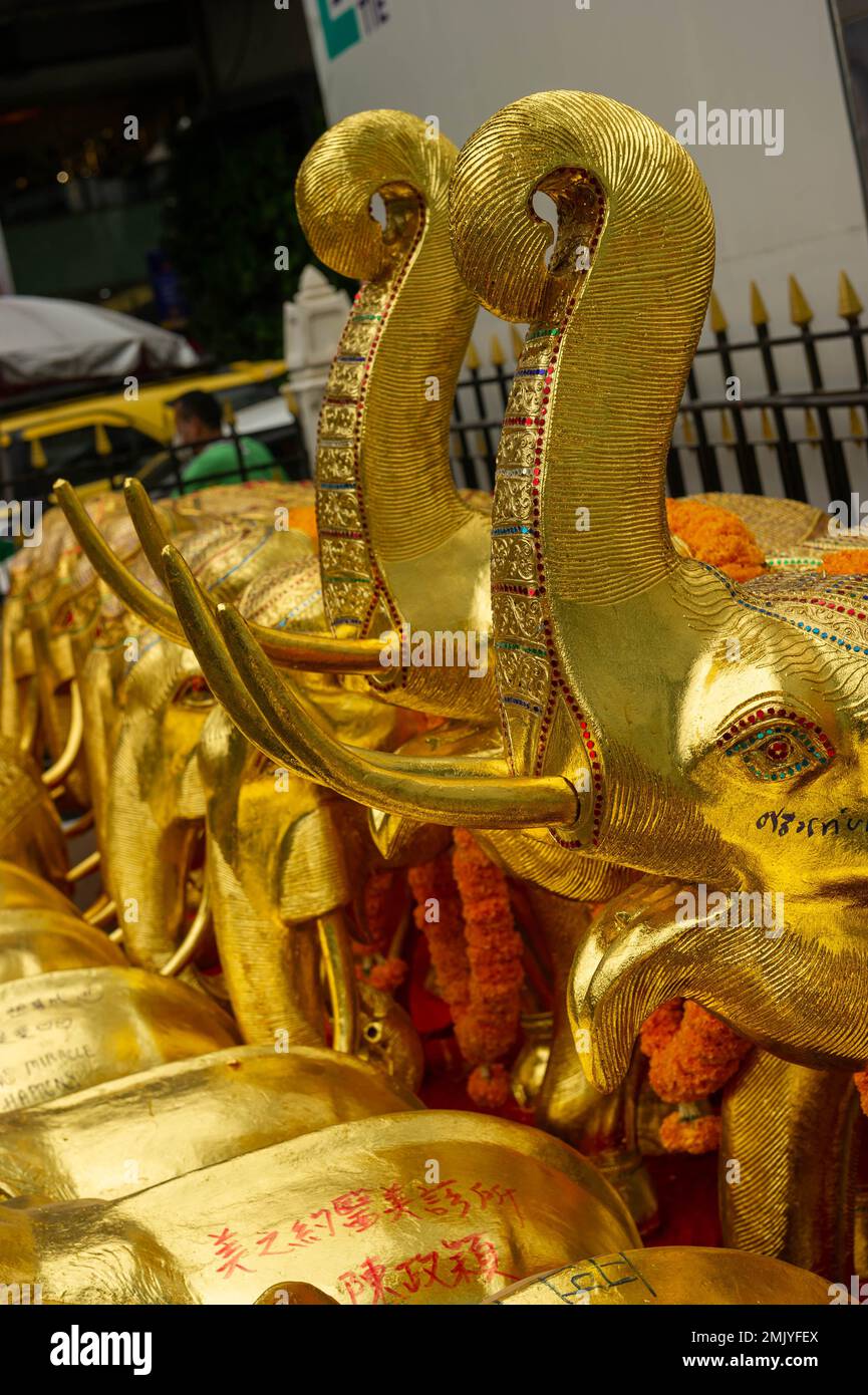 Elephant erawan hi-res stock photography and images - Alamy
